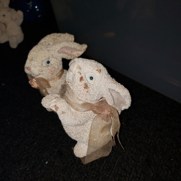 Art | Vintage Set Of 2 Fair Condition Bunny Rabbit Figurines | Poshmark